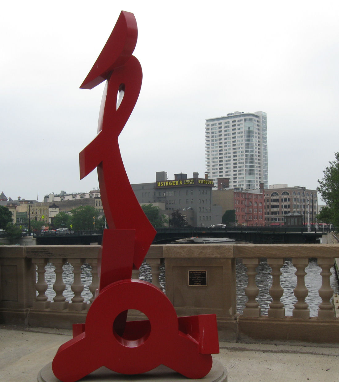 River Sculpture | Milwaukee Riverwalk District